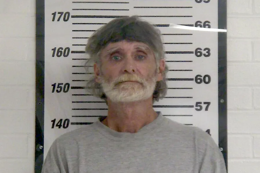 Scott jailed for firing at fiancé